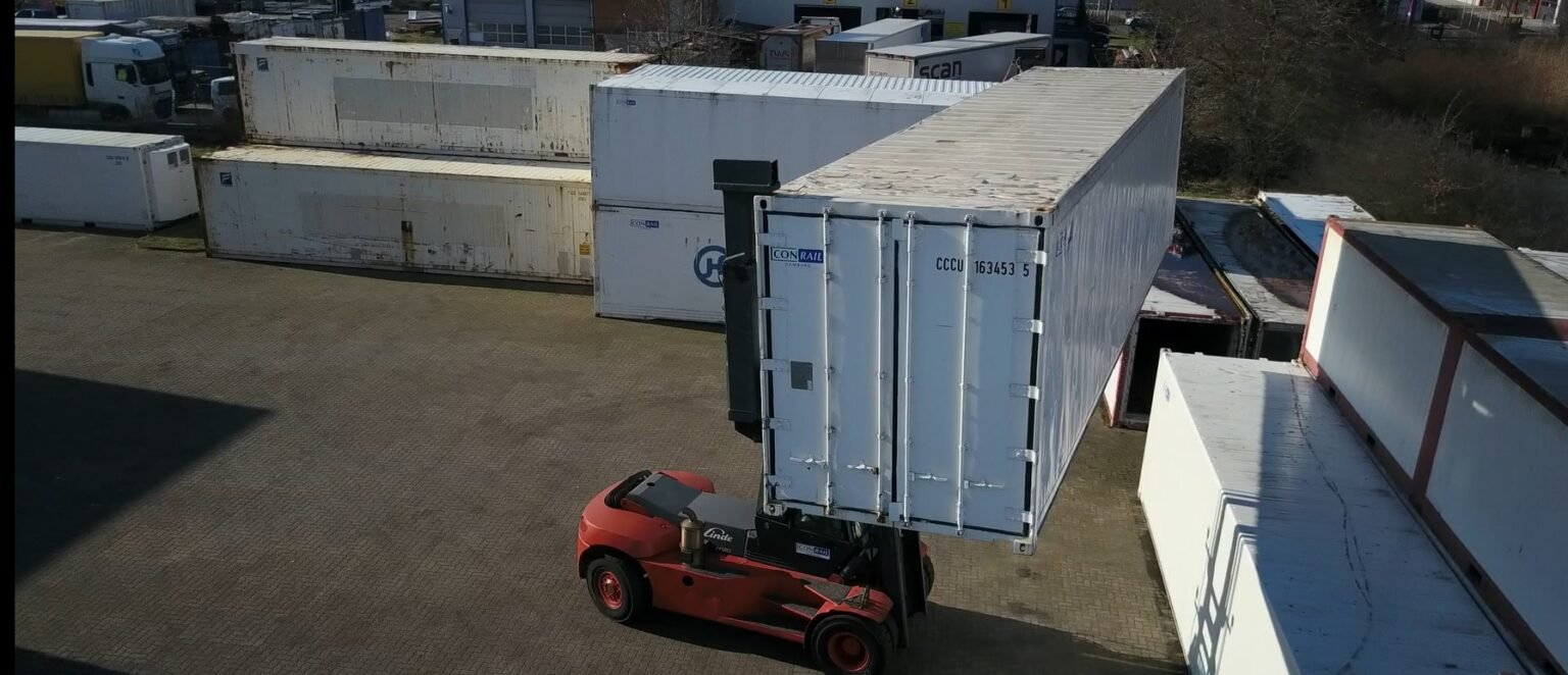 Why Reefer Containers Are Essential for Cold Chain Logistics | Conrail